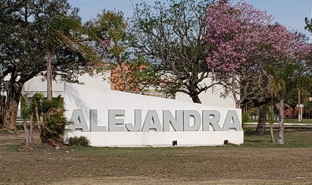 Alejandra, El Lunes 16 Se Viste de Fiesta para Celebrar los 153º ...